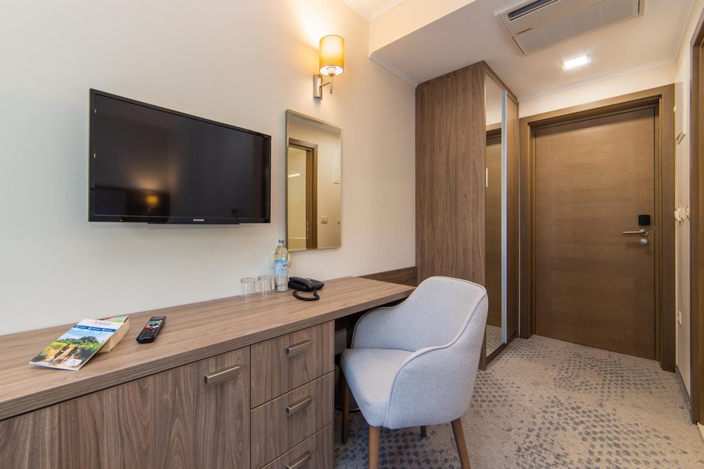 DELUXE ROOM – PARTIAL SEE VIEW - Hotel Bellavista- Drvenik - Croatia